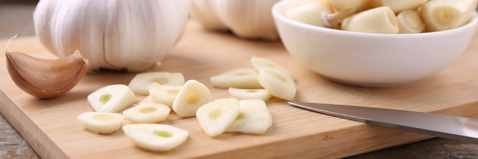 Your How-To Guide on Preparing Garlic: When to Chop, Mince, Slice, and ...