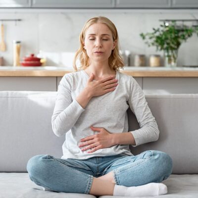 Onion: Fastest Way to Eliminate Throat and Chest Congestion - Spice ...